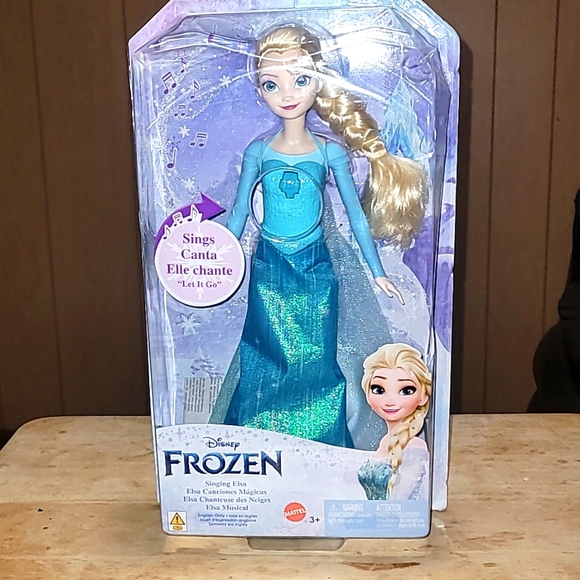Mattel | Other | Disney Frozen Toys Singing Elsa Doll In Signature ...